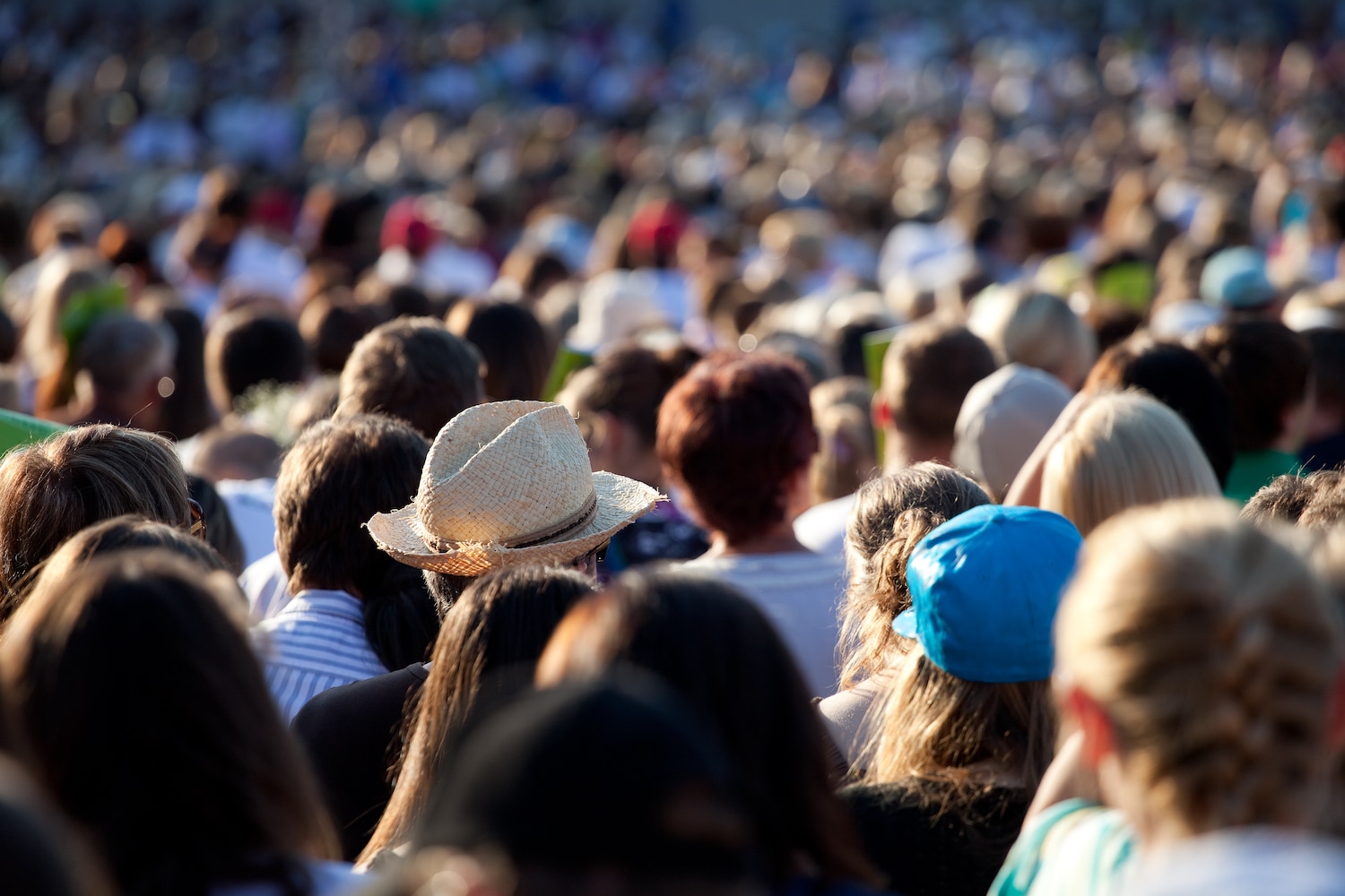 4 Tips For Staying Safe In A Large Crowd